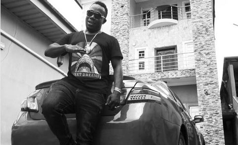 Singer, Duncan Mighty Buys Live Goat to celebrate his birthday with Orphans