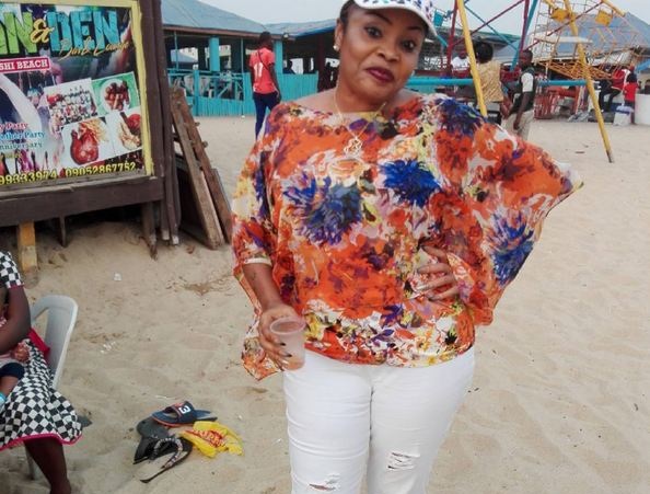 Actress, Lola Alao Makes Merry with Family (photos)
