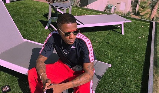 Singer, Wizkid Looks Clean, gets New Hair cut