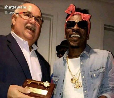 Mayor of Worcester, Joseph Petty Honours Shattawale With the 'Key ToThe ...