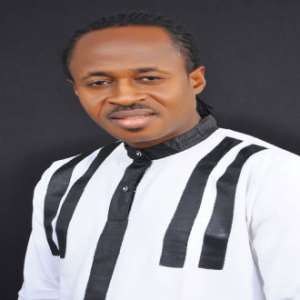 All that Musicians Sing Today is Trash– G-Feelings