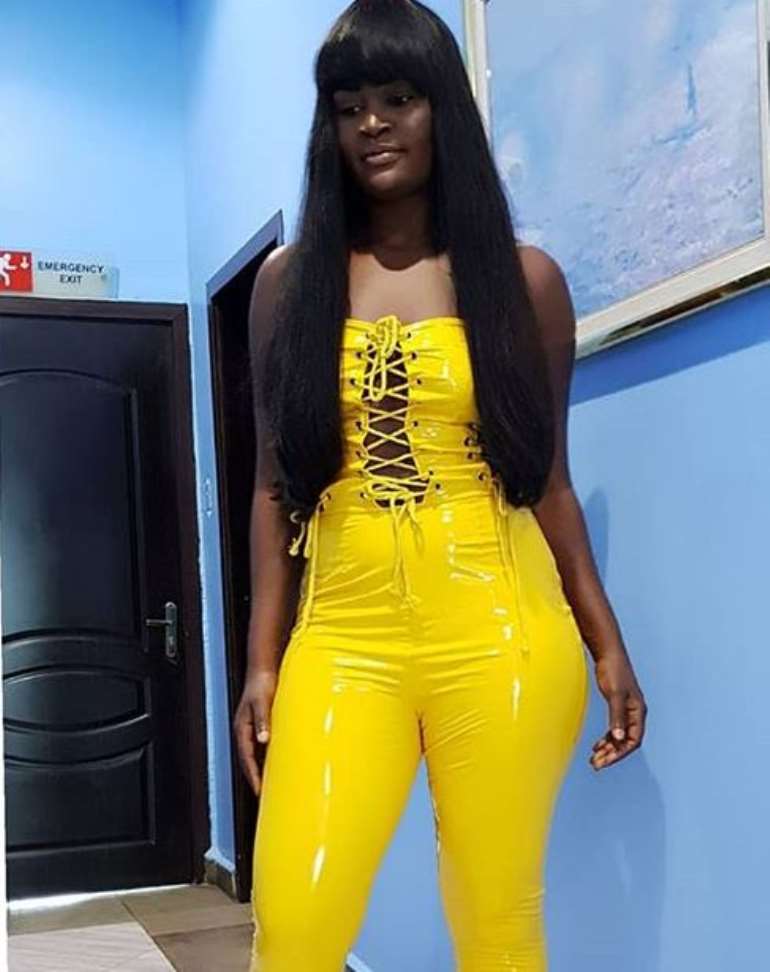 Nollywood Actress, Chizzy Alichi Flaunts Killer Curves in Sexy Jumpsuit